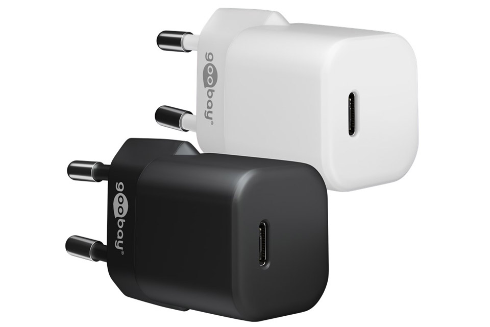 USB-C charger (20W PD)